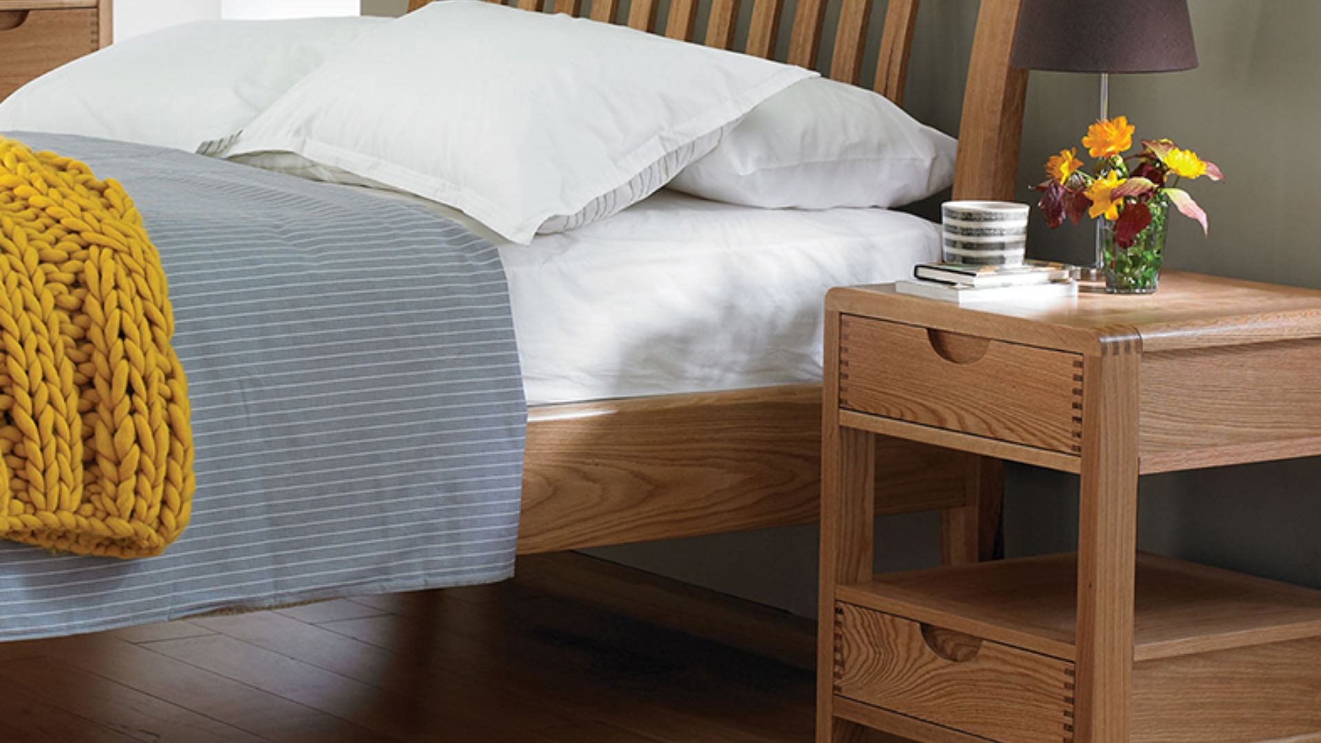 How to Pick the Perfect Bedside Table for Any Bedroom – Classic Furniture